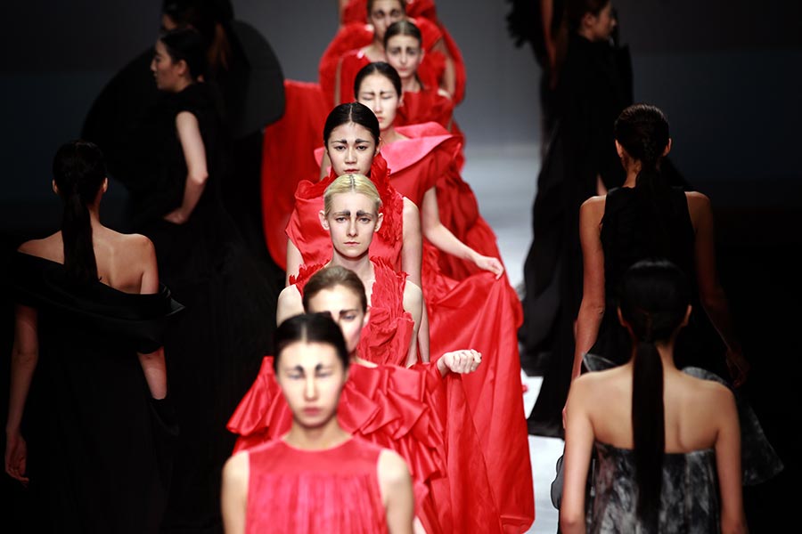 Semana de la Moda en China: clásica y colorida (7)